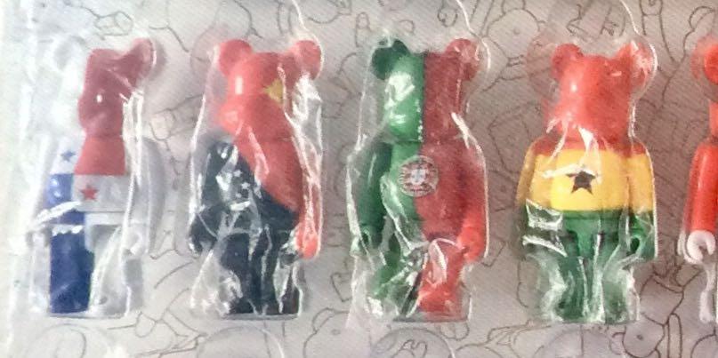 Medicom Bearbrick flag set Be@bricks flags complete set Series 1 to 41 ...