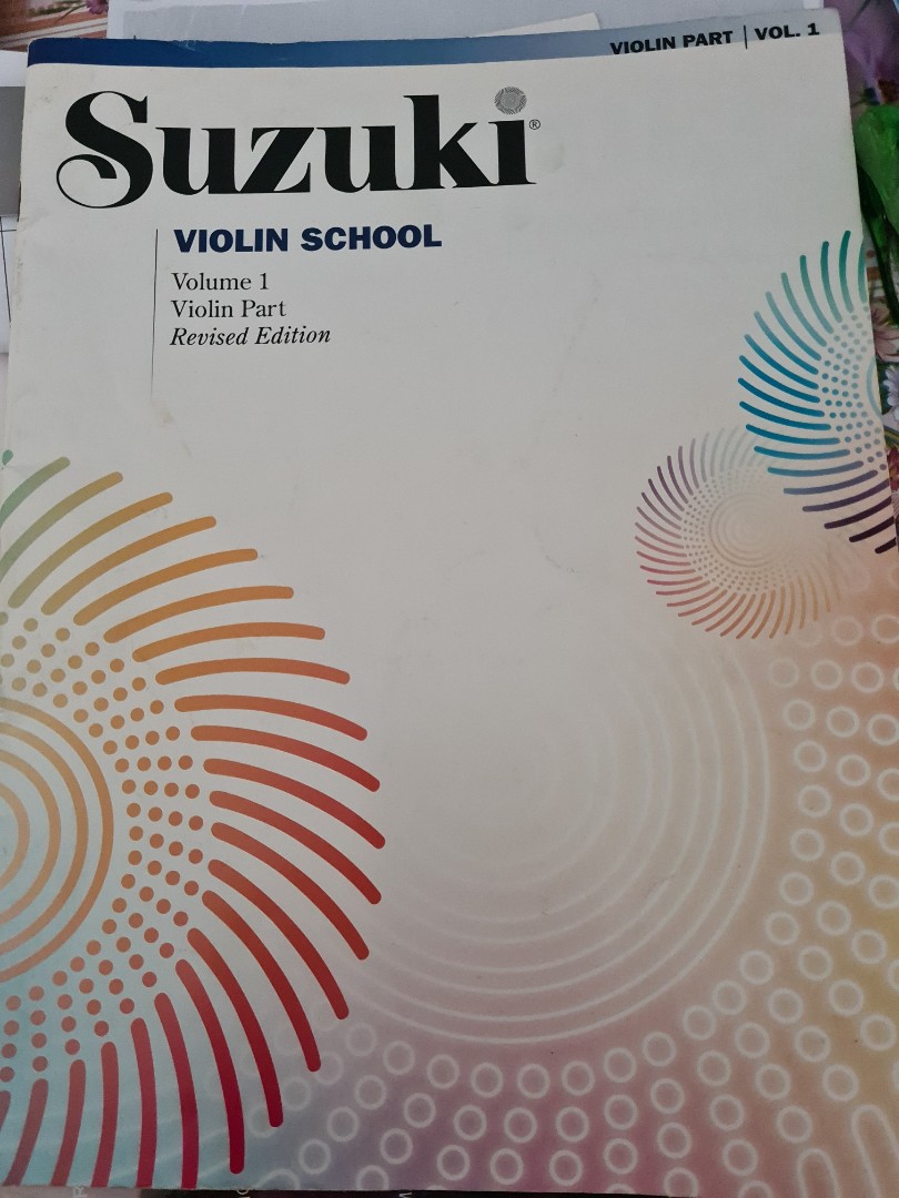 Suzuki volume 1-violin, Hobbies & Toys, Books & Magazines, Assessment ...