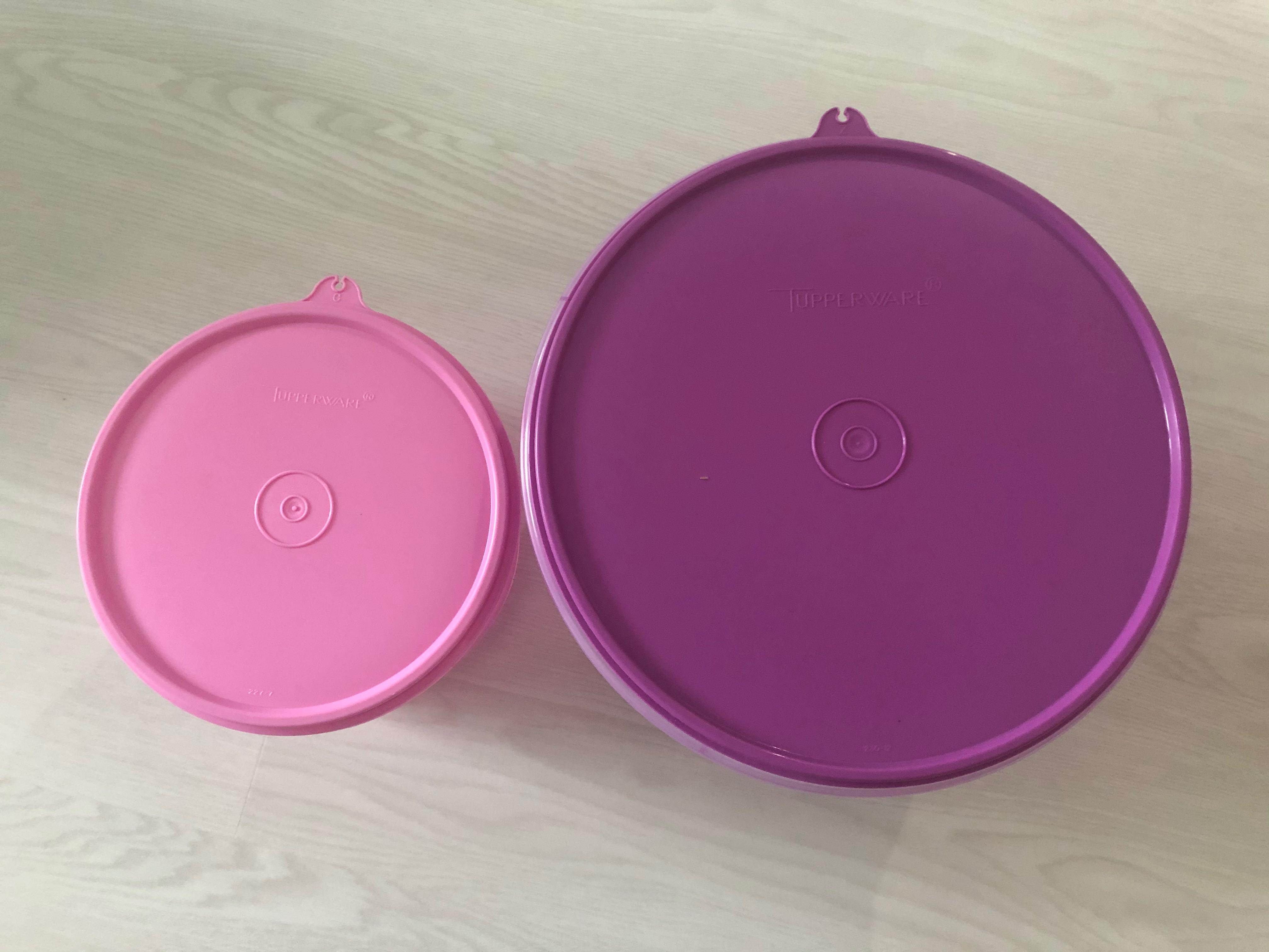 2x Tupperware round container, Furniture & Home Living, Kitchenware ...