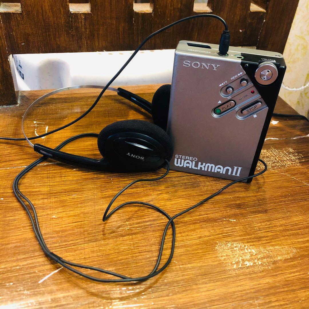 Vintage walkman sony wm-2, Hobbies & Toys, Memorabilia & Collectibles ...