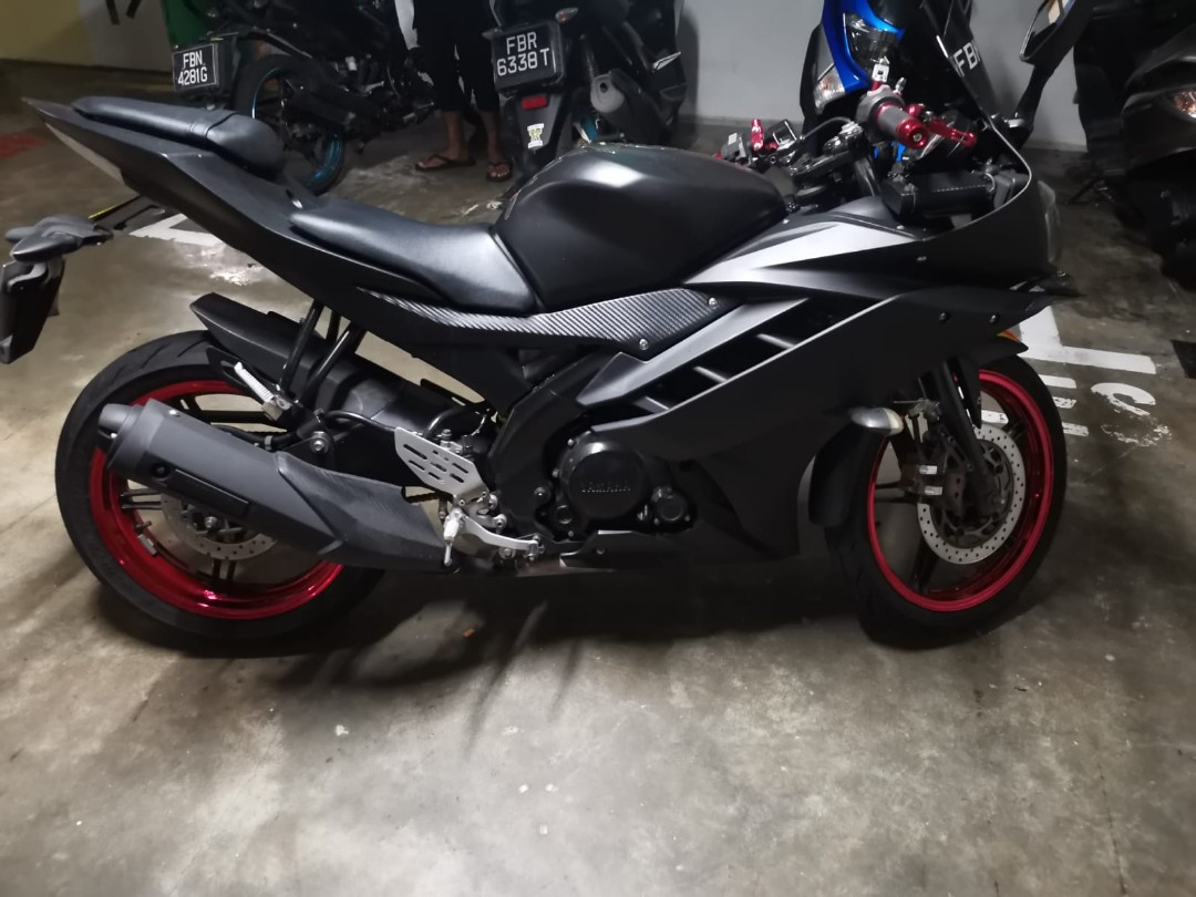 Yamaha R15 rim wrapping, Motorcycles, Motorcycle Apparel on Carousell