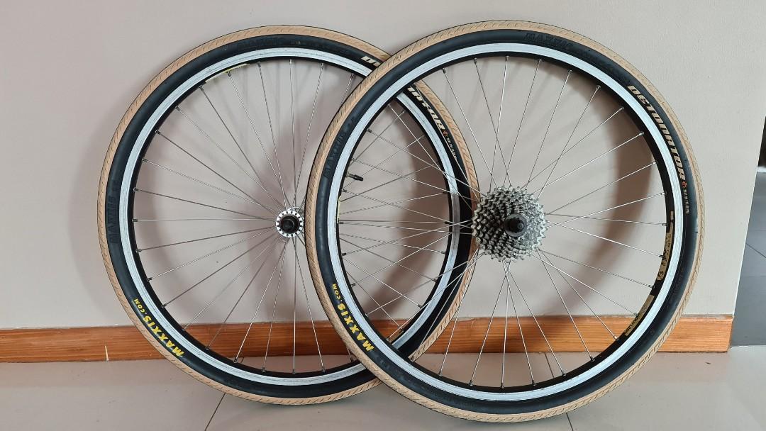 26 inch Shimano Deore XT Parallax Wheelset, Sports Equipment, Bicycles ...
