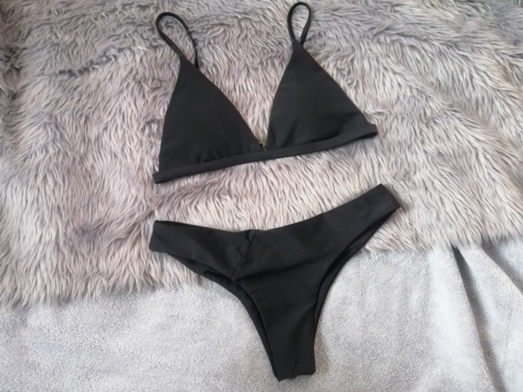 Classic Triangle Cut Black Bikini Pair, Women's Fashion, Tops ...