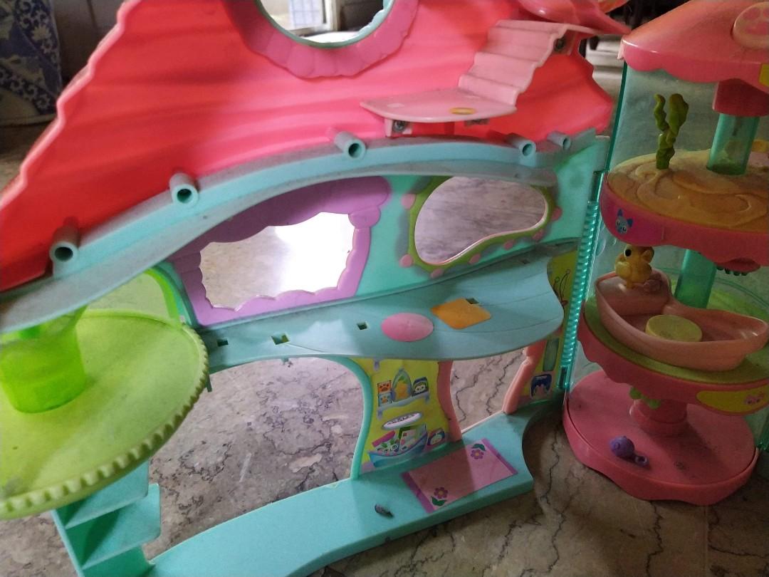 LPS littlest pet shop biggest house, Hobbies & Toys, Toys & Games on ...