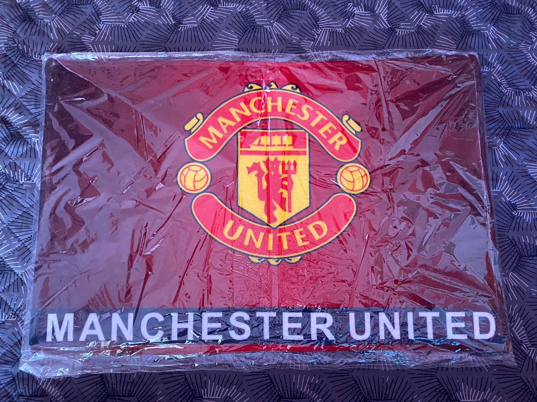 Manchester United mat, Furniture & Home Living, Home Decor, Other Home ...