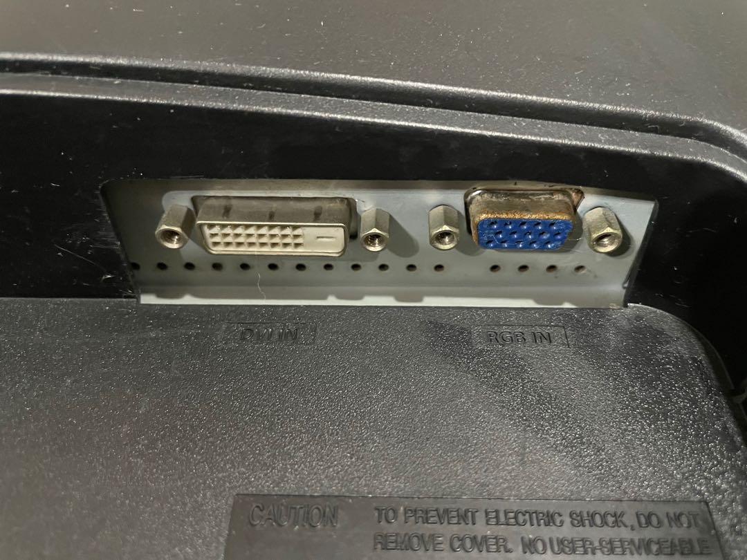 Samsung 電腦Mon 22”(2243BWX), 電腦＆科技, 電腦周邊及配件, 電子屏幕 - Carousell