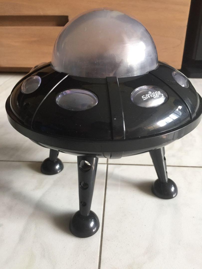 NEW Smiggle Night Lamp, Babies & Kids, Infant Playtime on Carousell