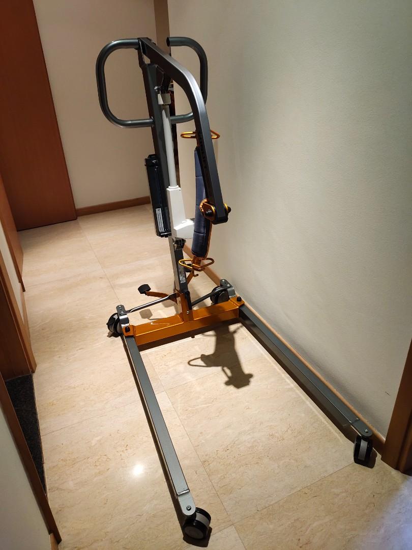 Sunlift Hoist (motorized) like New, Health & Nutrition, Assistive ...