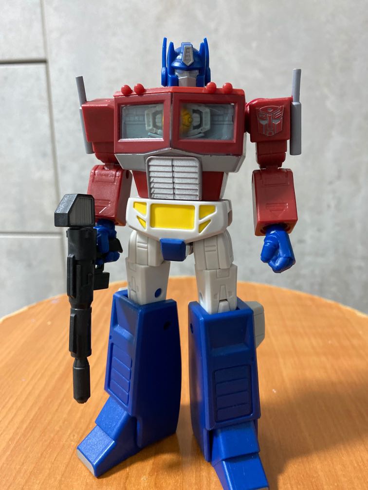 Transformer RED Optimus prime, Hobbies & Toys, Toys & Games on Carousell
