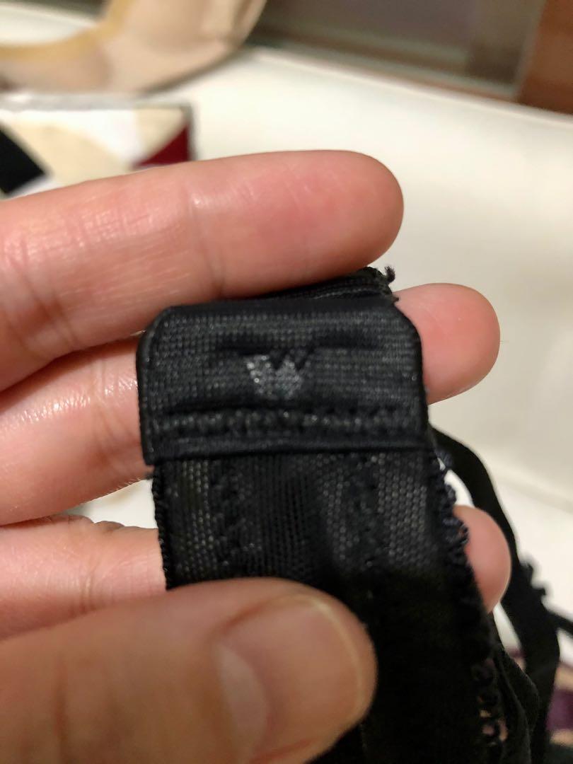 Wonderbra Lace Push Up Bra 36B, Women's Fashion, Activewear on Carousell