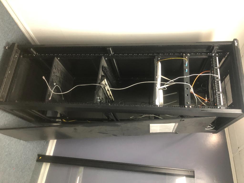 42U Server Rack Cabinet, Computers & Tech, Parts & Accessories ...
