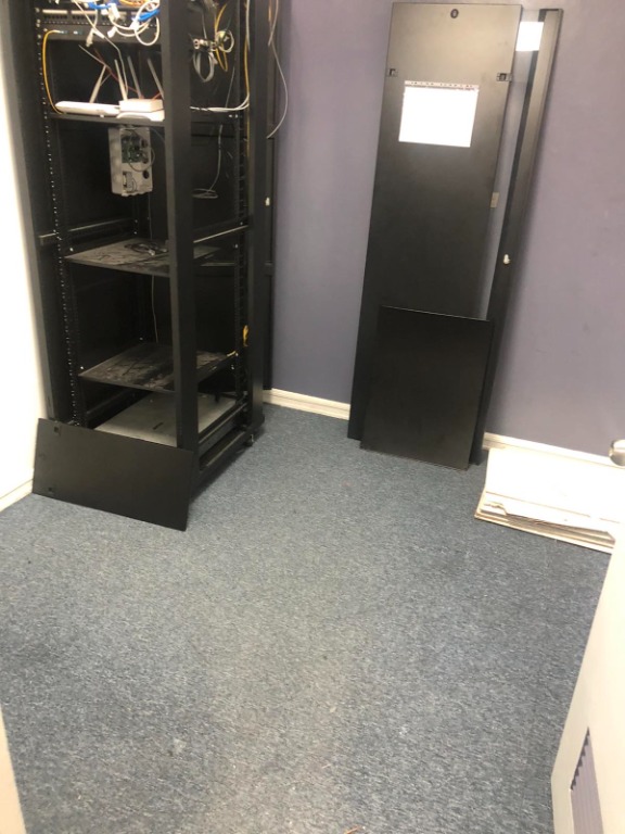 42U Server Rack Cabinet, Computers & Tech, Parts & Accessories ...