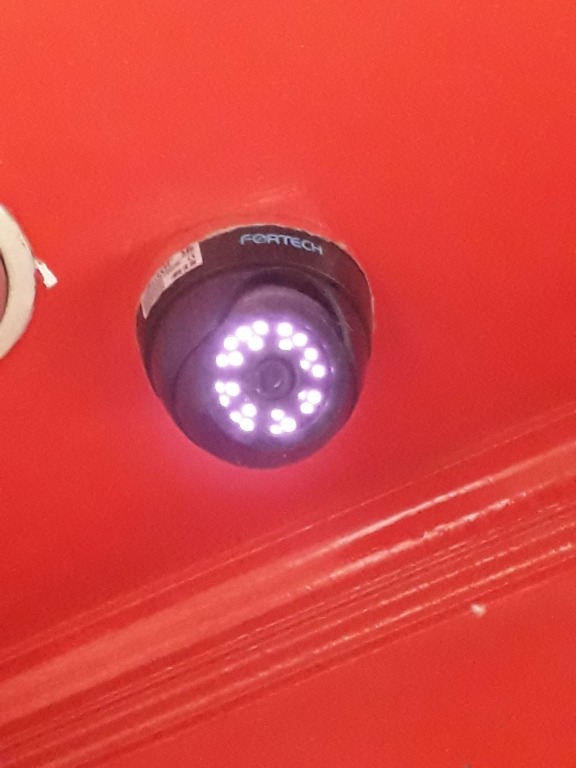 CCTV SYSTEM (8 CAM, DIGITAL EYE VIDEO RECORDER, HARD DRIVE, MONITOR ...