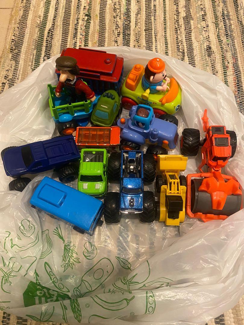 FREE used toys, Hobbies & Toys, Toys & Games on Carousell