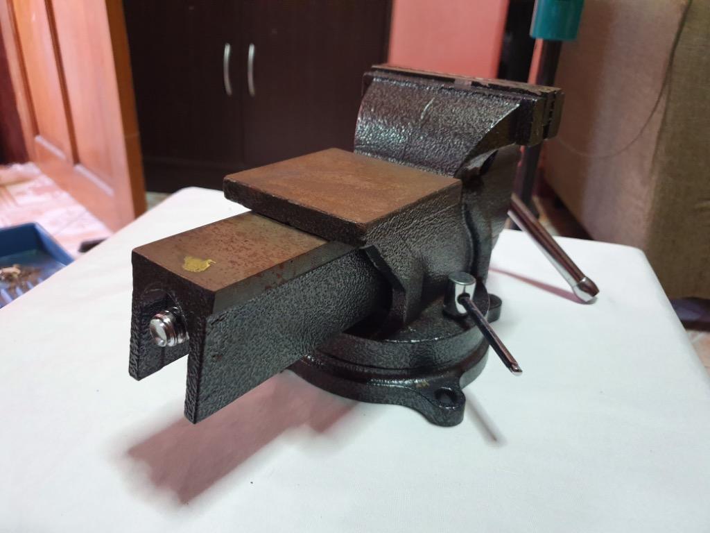 Mastercraft Vise with Swivel Base, Commercial & Industrial ...