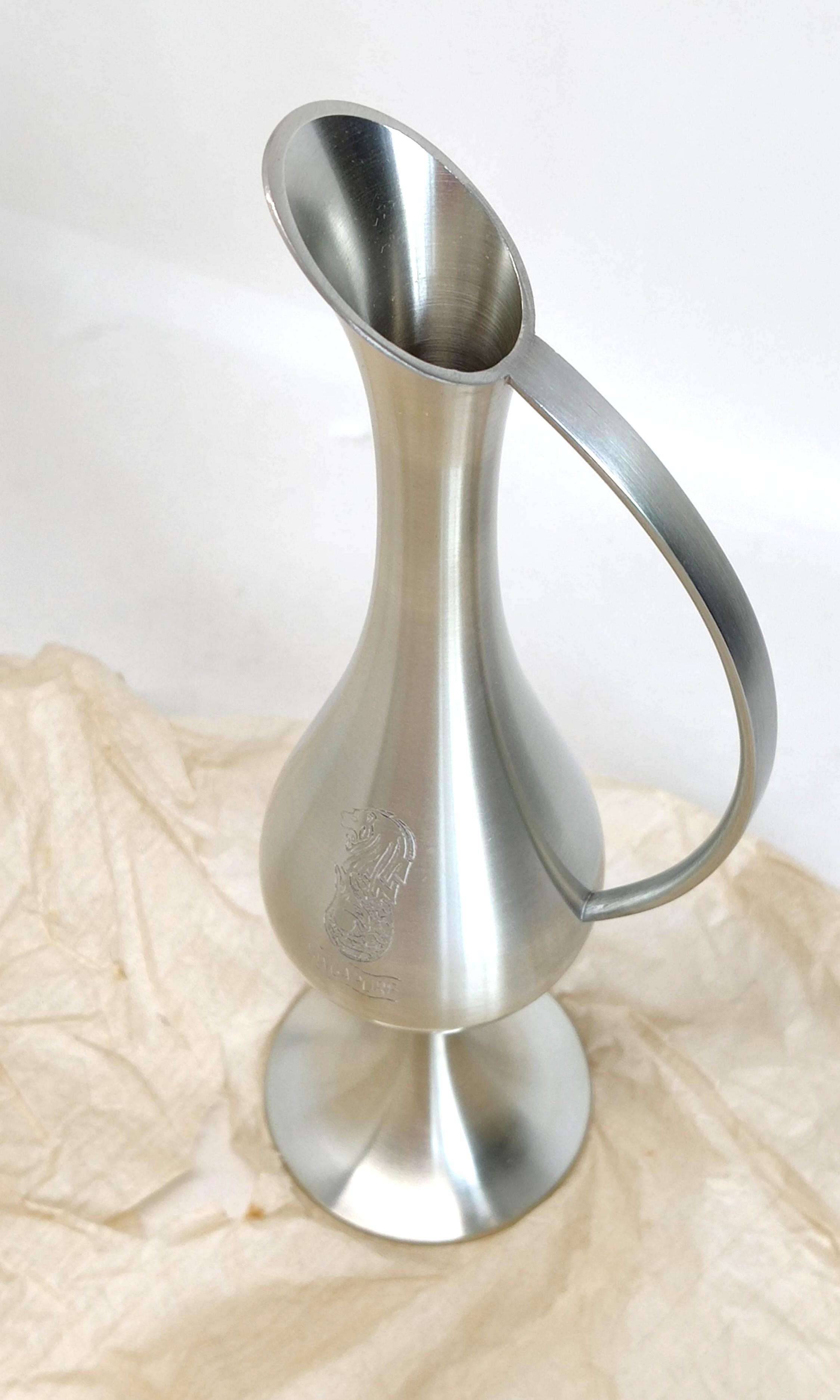 Merlion pewter display vase pitcher with handle Singapore tourist ...