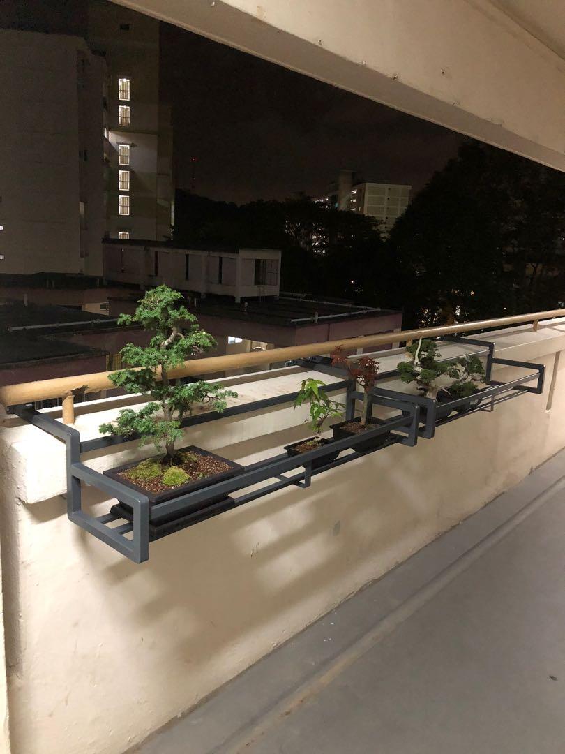 Modern Heavy Duty High Flower Plant Rack Balcony Display Shelf for HDB ...