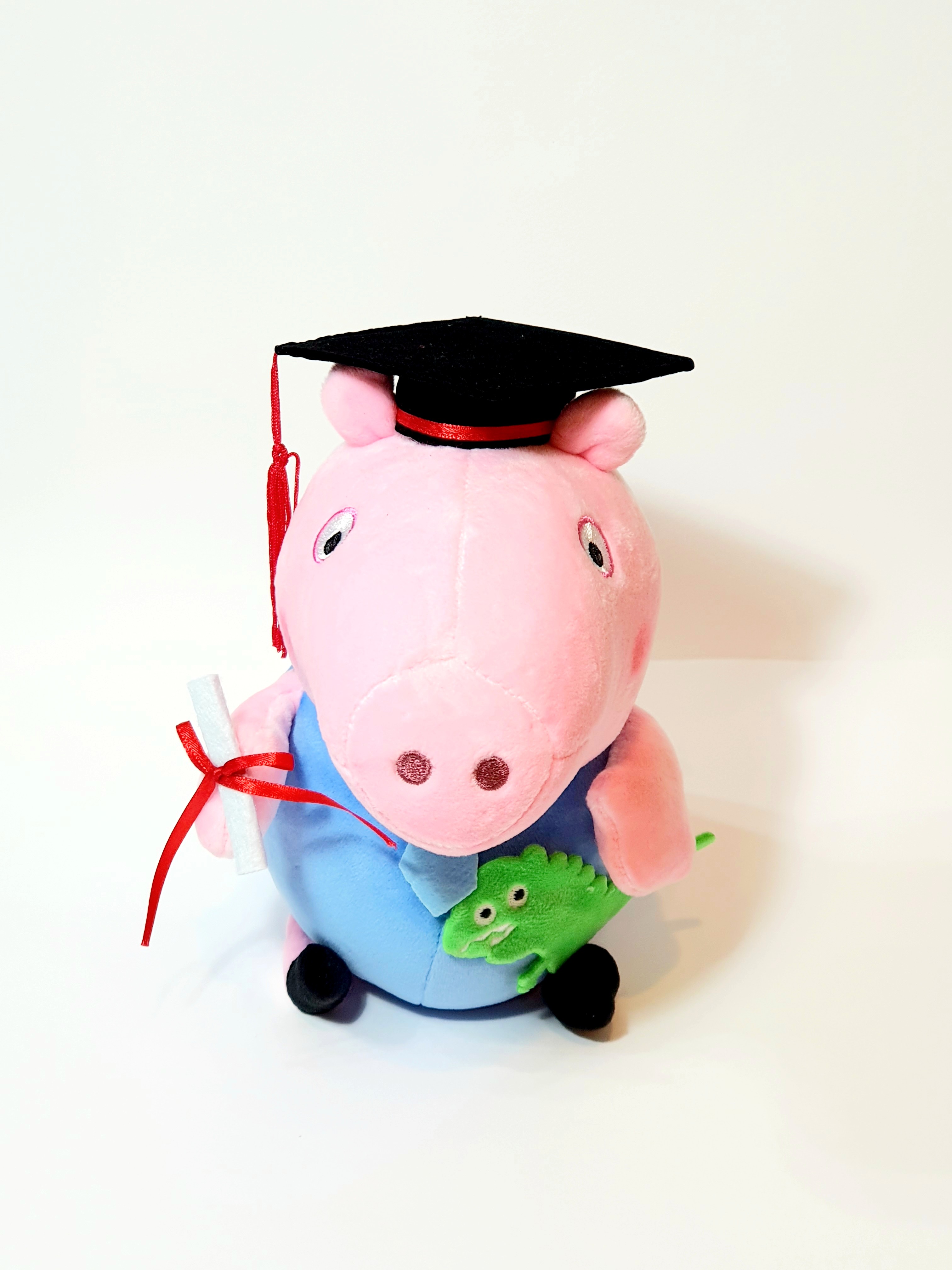 Peppa Pig Graduation Plush, Hobbies & Toys, Toys & Games on Carousell
