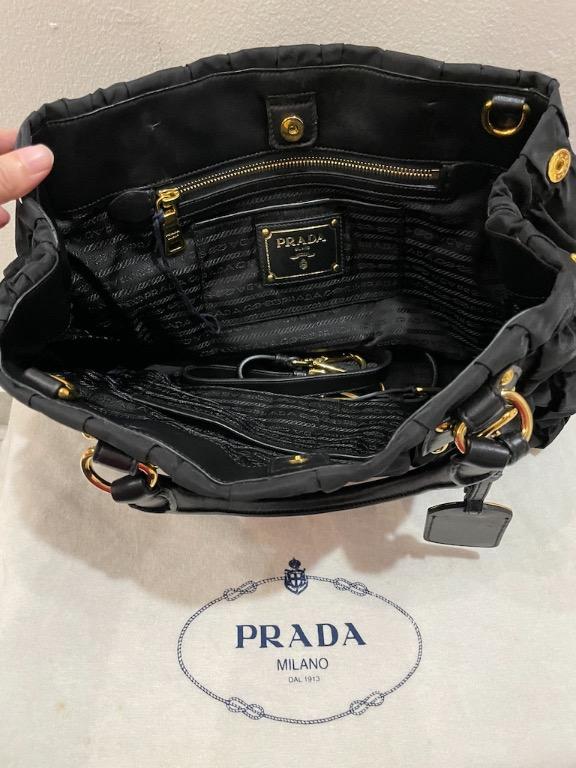 Prada Tessuto Nylon Gaufre Tote Bag, Luxury, Bags & Wallets on Carousell Prada Tessuto Nylon Gaufre Tote Bag, Luxury, Bags & Wallets on Carousell