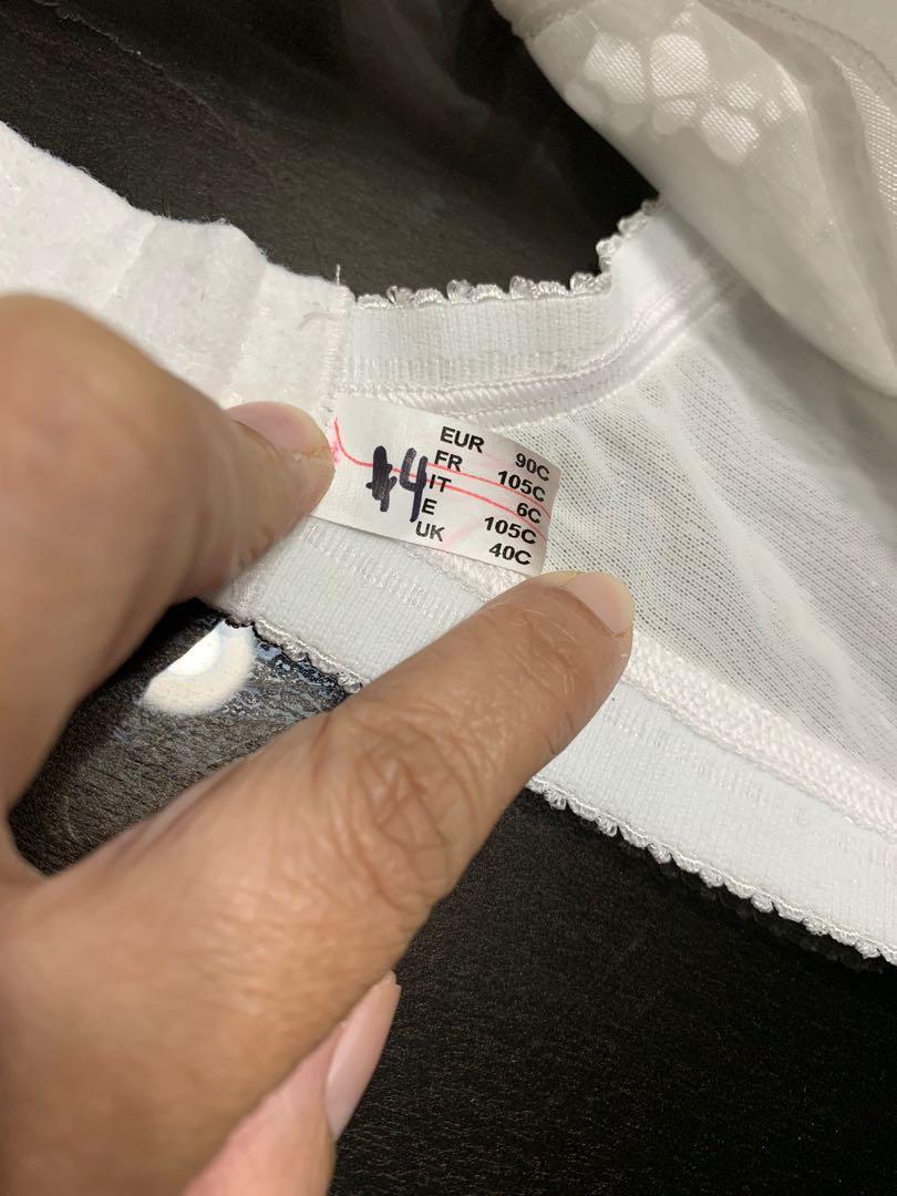 Branded soft cup bra size 40C, Women's Fashion, Undergarments ...