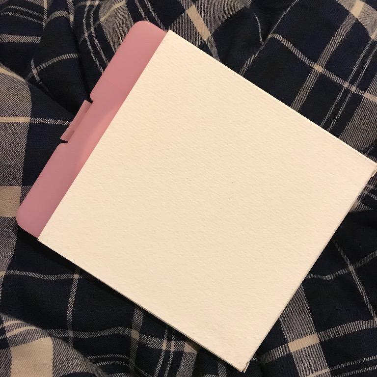 【絕版】Björk Bjork 碧玉《Family Tree》6CD 盒裝專輯, 書籍、休閒與玩具, 收藏、紀念品, 明星週邊在旋轉拍賣