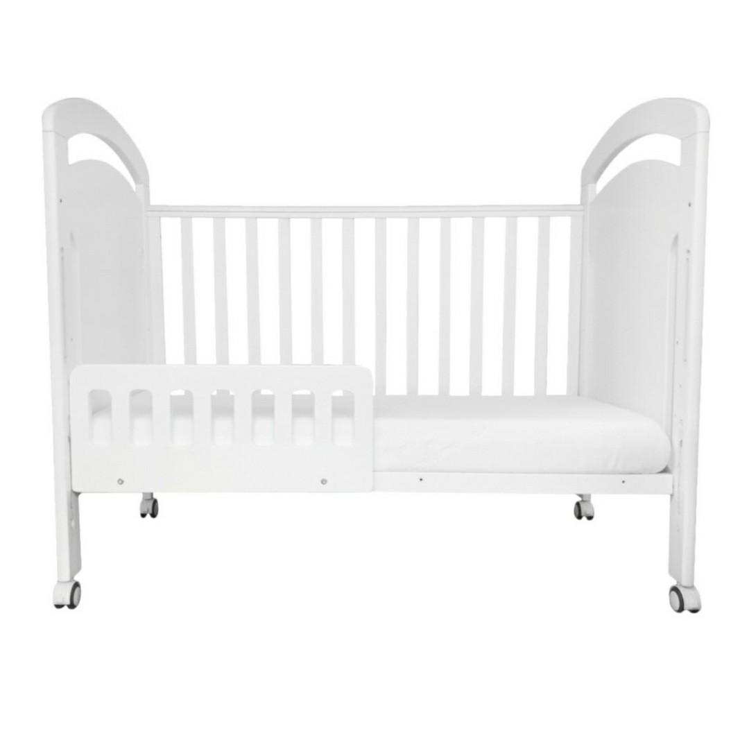 Convertible Baby Cot, Babies & Kids, Baby Nursery & Kids Furniture ...