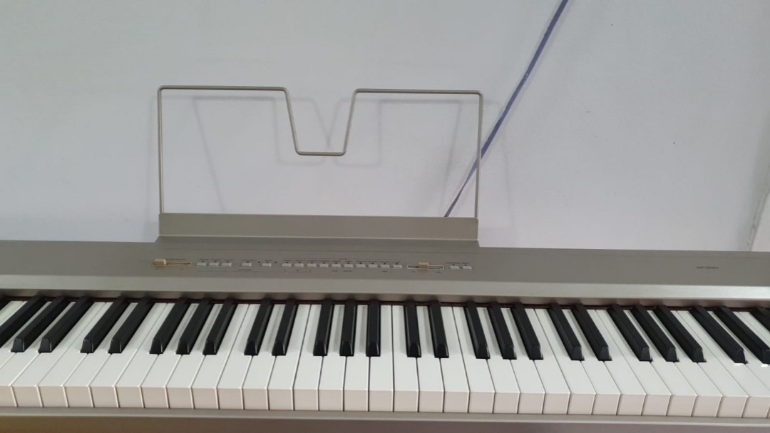 Korg SP 200 Digital piano weighted keys with DF 035 Keyboard stand ...