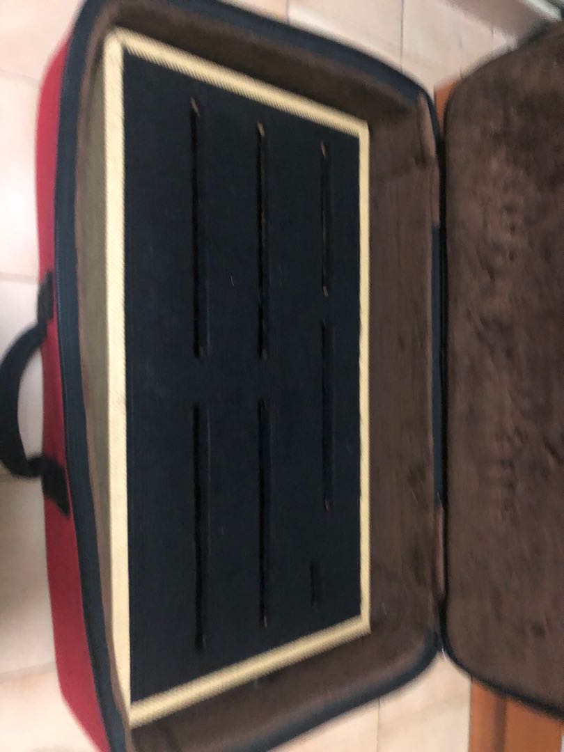 Pedal Board with casing, Music & Media, Music Accessories on Carousell