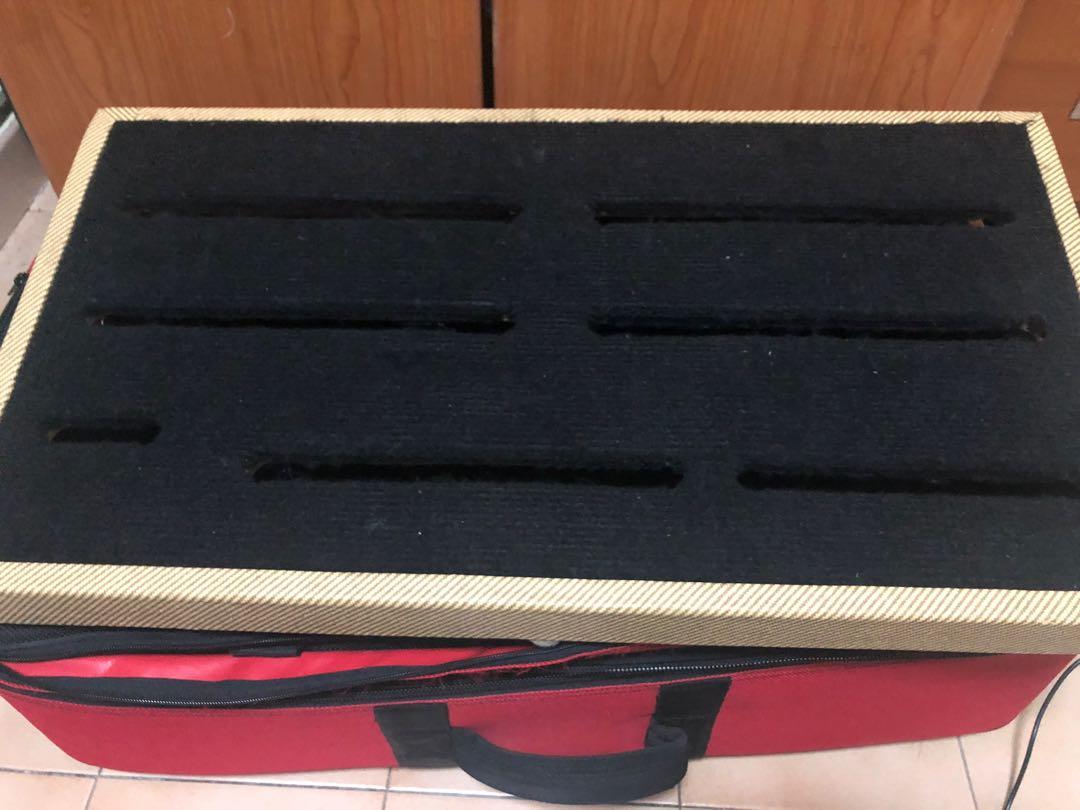 Pedal Board with casing, Music & Media, Music Accessories on Carousell