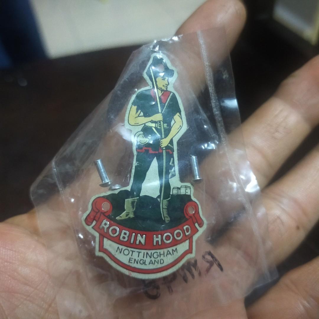 Vintage Robin Hood emblem, Hobbies & Toys, Collectibles & Memorabilia ...