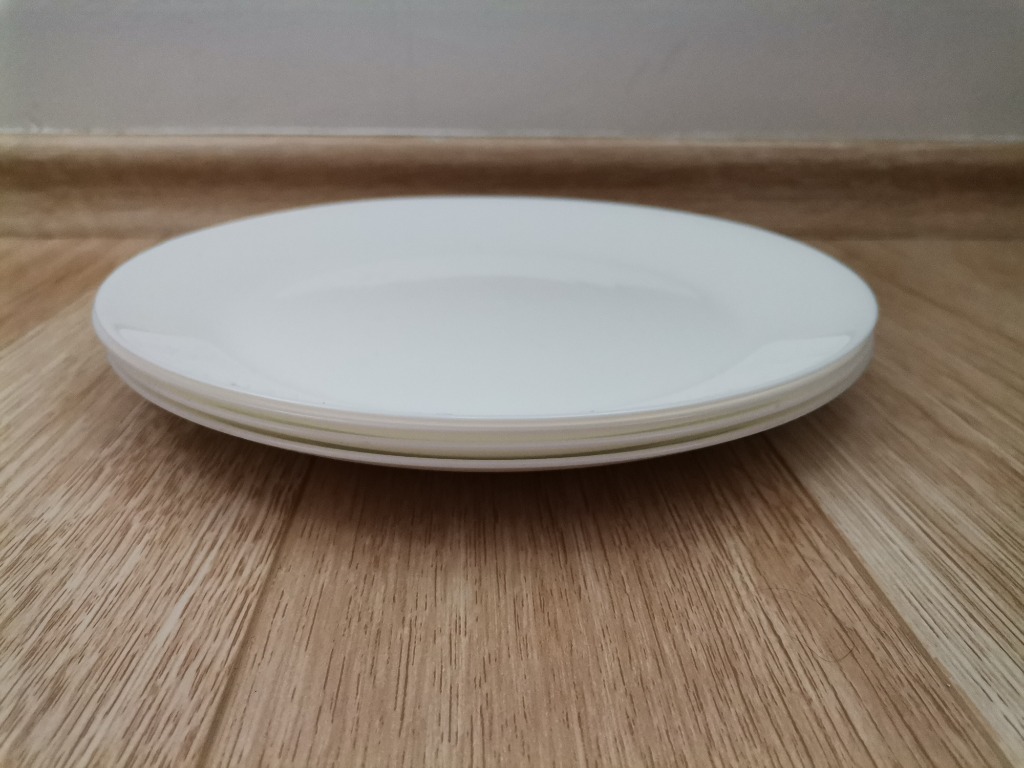 Ceramic Plates 25cm, Furniture & Home Living, Kitchenware & Tableware ...
