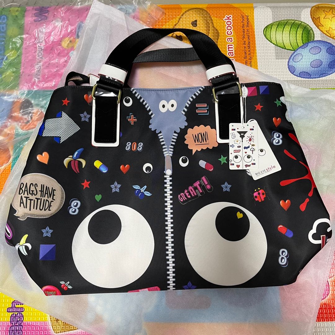 Eye Theme Bag, Women's Fashion, Bags & Wallets, Tote Bags on Carousell