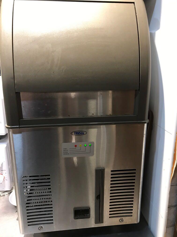 Frisco Ice machine tabletop, TV & Home Appliances, Kitchen Appliances ...