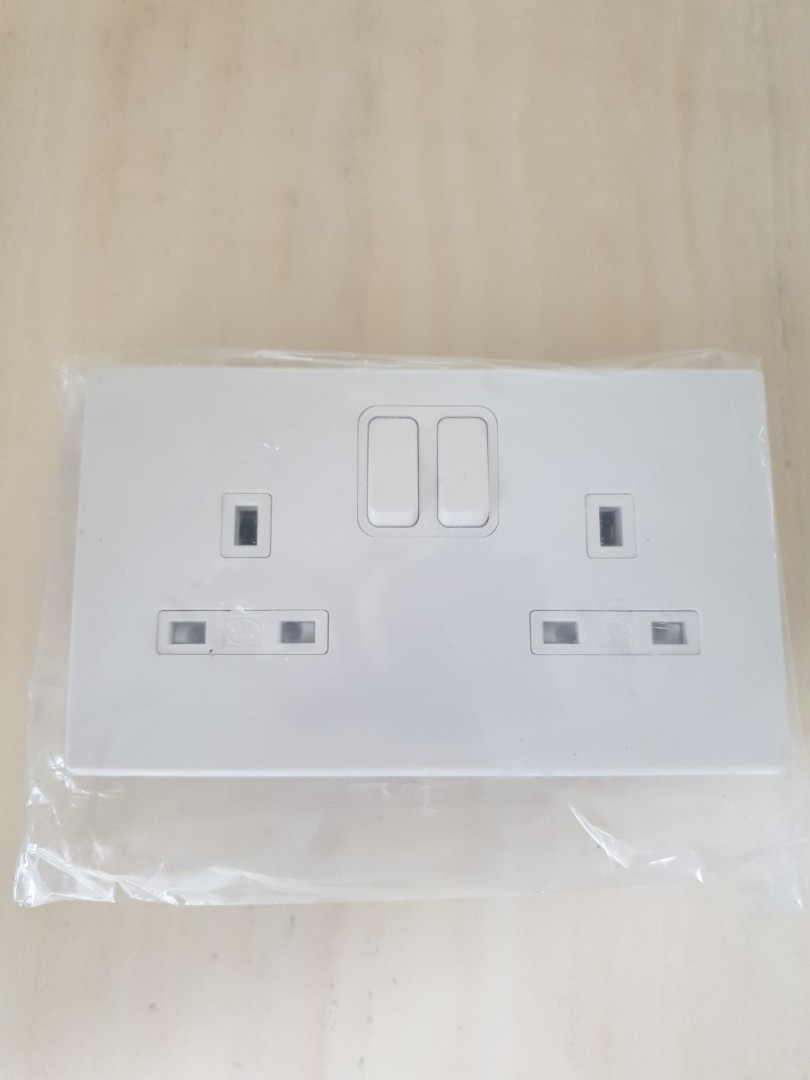 MK Electric 2 Gang 13A switched socket outlet, TV & Home Appliances ...