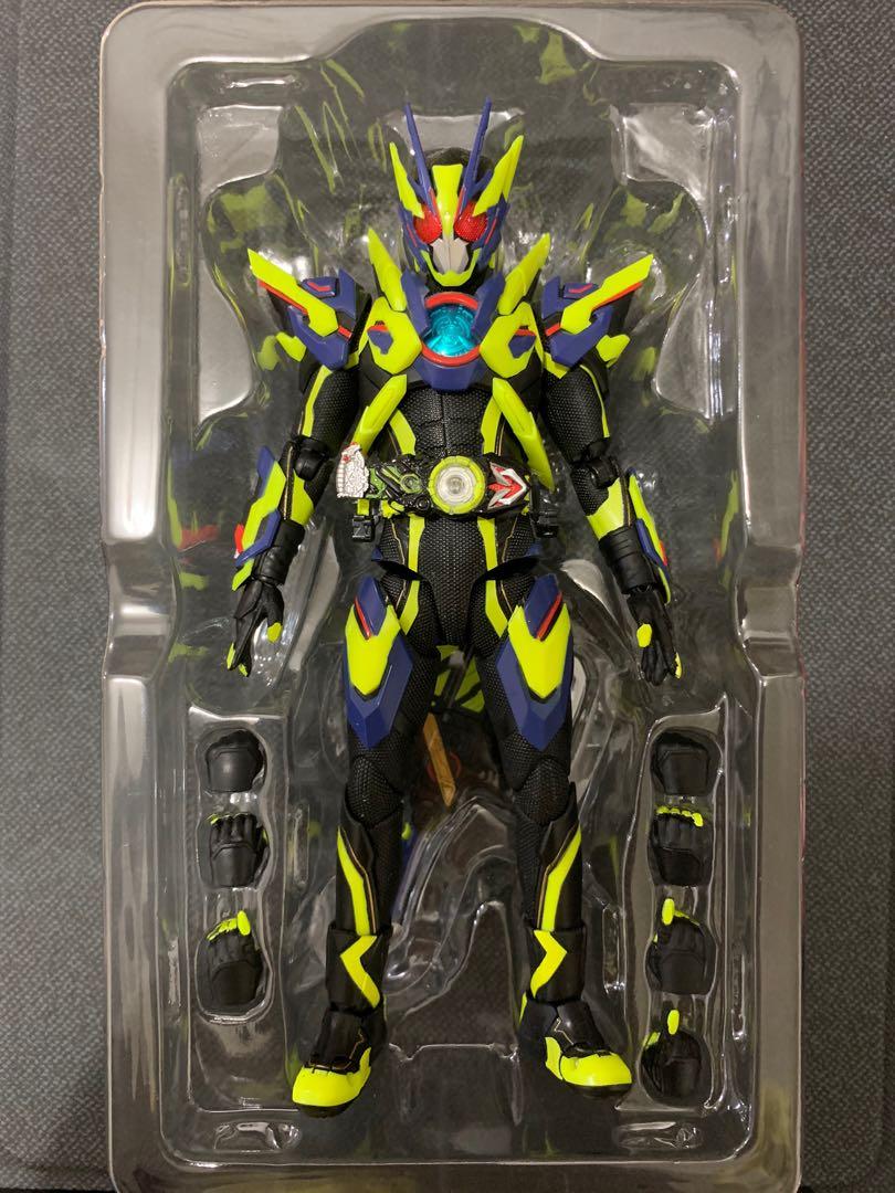 （已上貼紙）shf kamen rider zero one shining assault hopper 閃耀蝗蟲, 興趣及遊戲, 玩具 ...