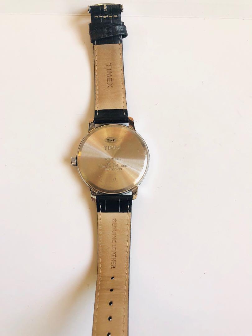 Timex big face black leather 1800, Men's Fashion, Watches & Accessories ...