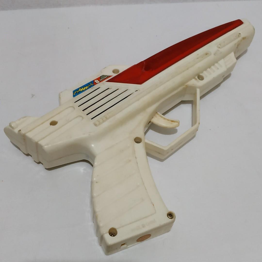 Vintage 1980s Laser gun shooter, Hobbies & Toys, Collectibles ...