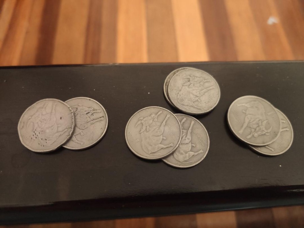 Carabao Coin 1 Piso/Peso Years 1985-1999, Hobbies & Toys, Memorabilia ...