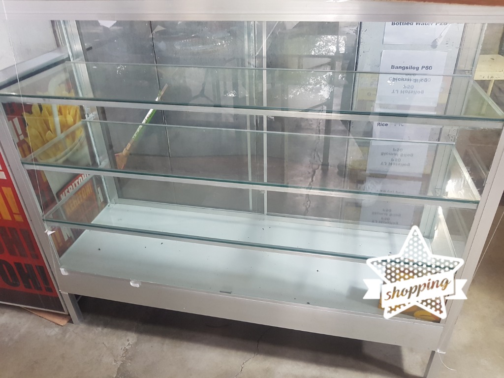 Glass and Aluminum Estante, Furniture & Home Living, Furniture, Shelves ...
