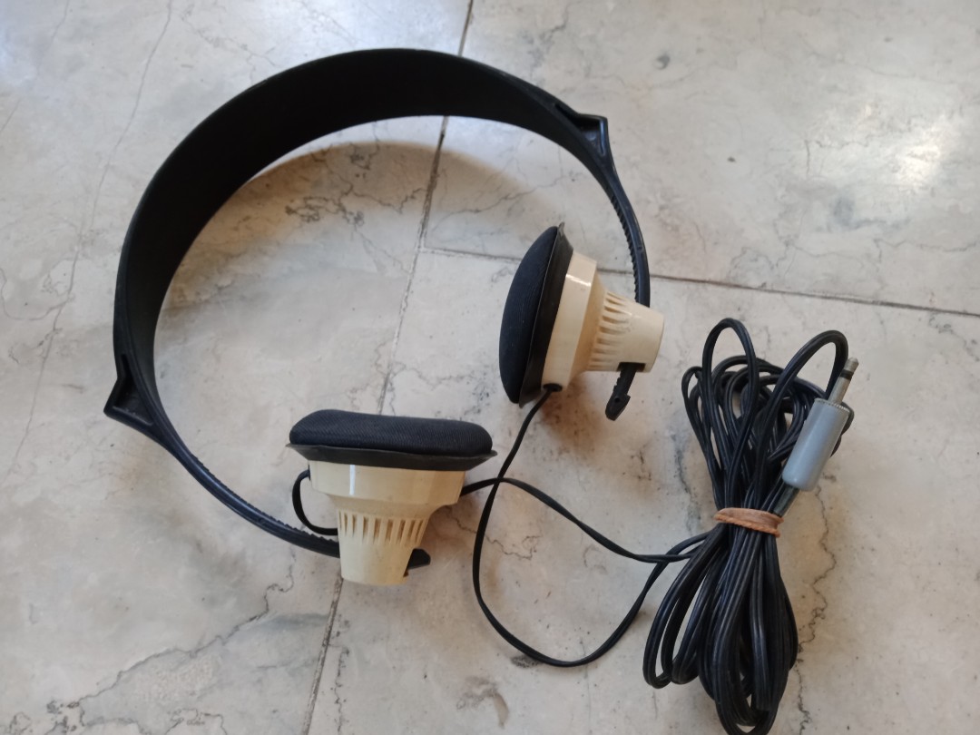 Hosiden Japan Vintage Headphone - Made in Japan, Audio, Other Audio ...