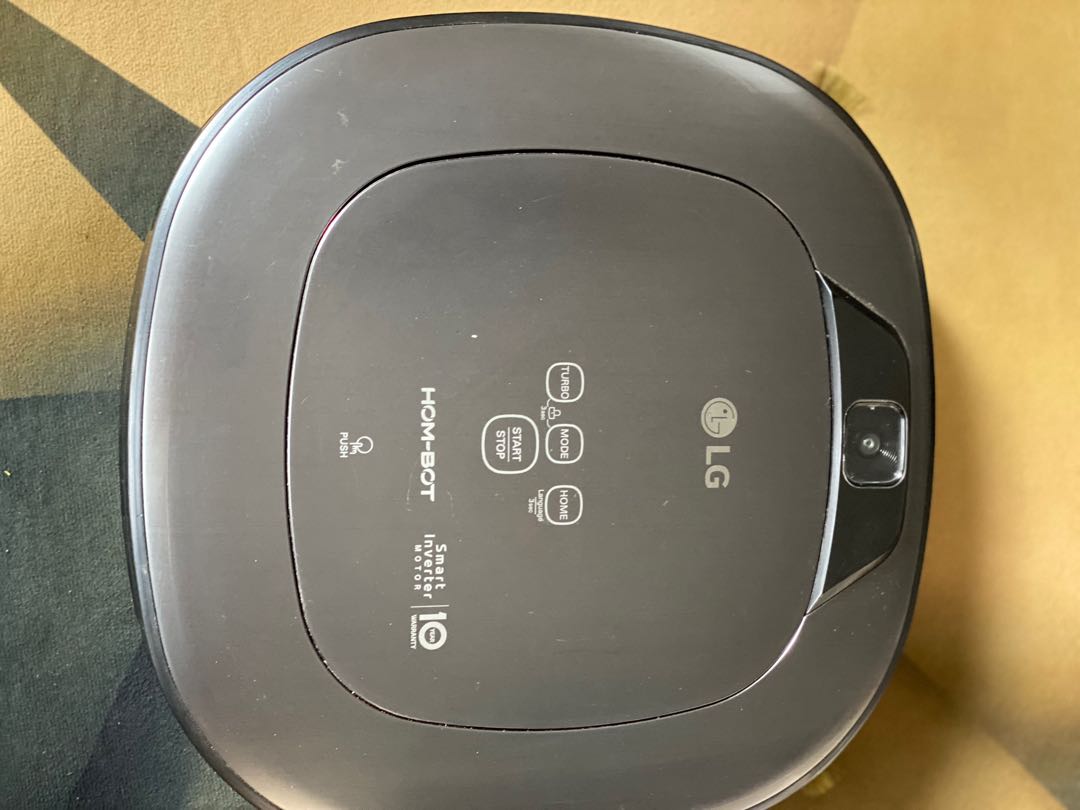 LG Hom-Bot Vacuum Cleaner, TV & Home Appliances, Vacuum Cleaner ...