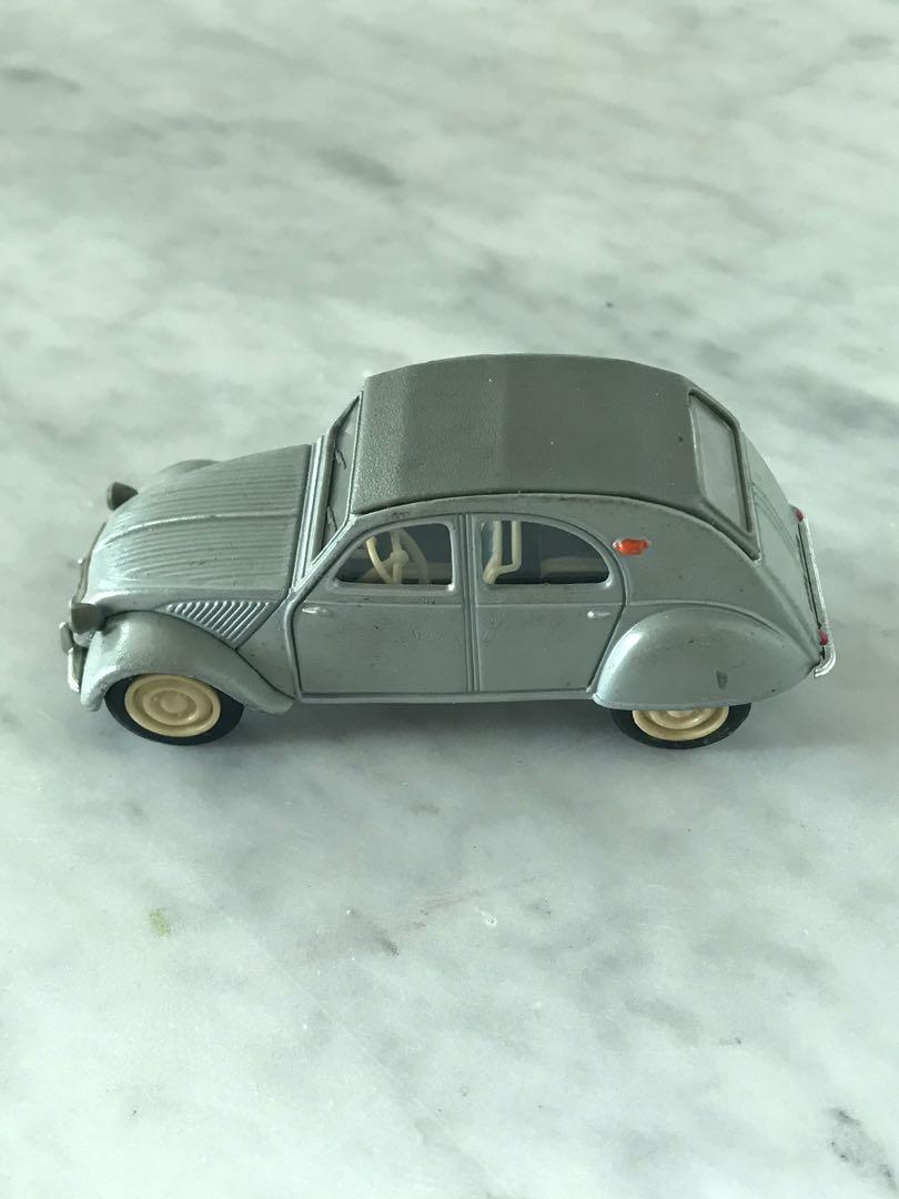 MatchBox DINKY Citroen 2CV 1957 DY32, Hobbies & Toys, Collectibles ...