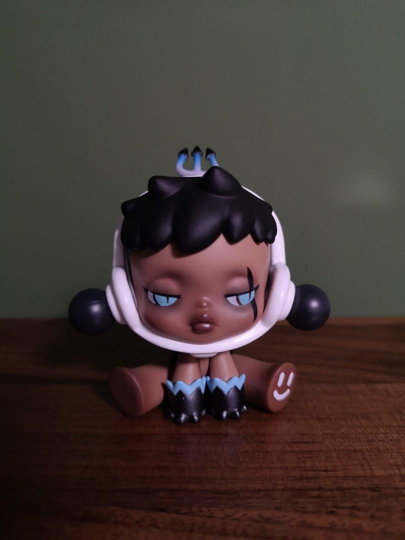 PopMart Skullpanda Bloody Rose| Fake Evil, Hobbies & Toys, Toys & Games ...