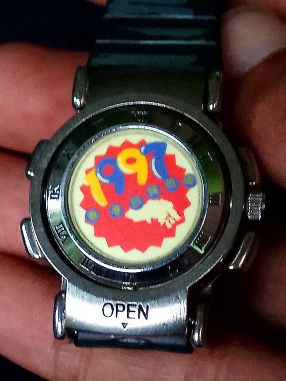 Compass watch, flip flop head.., Fesyen Pria, Jam Tangan di Carousell