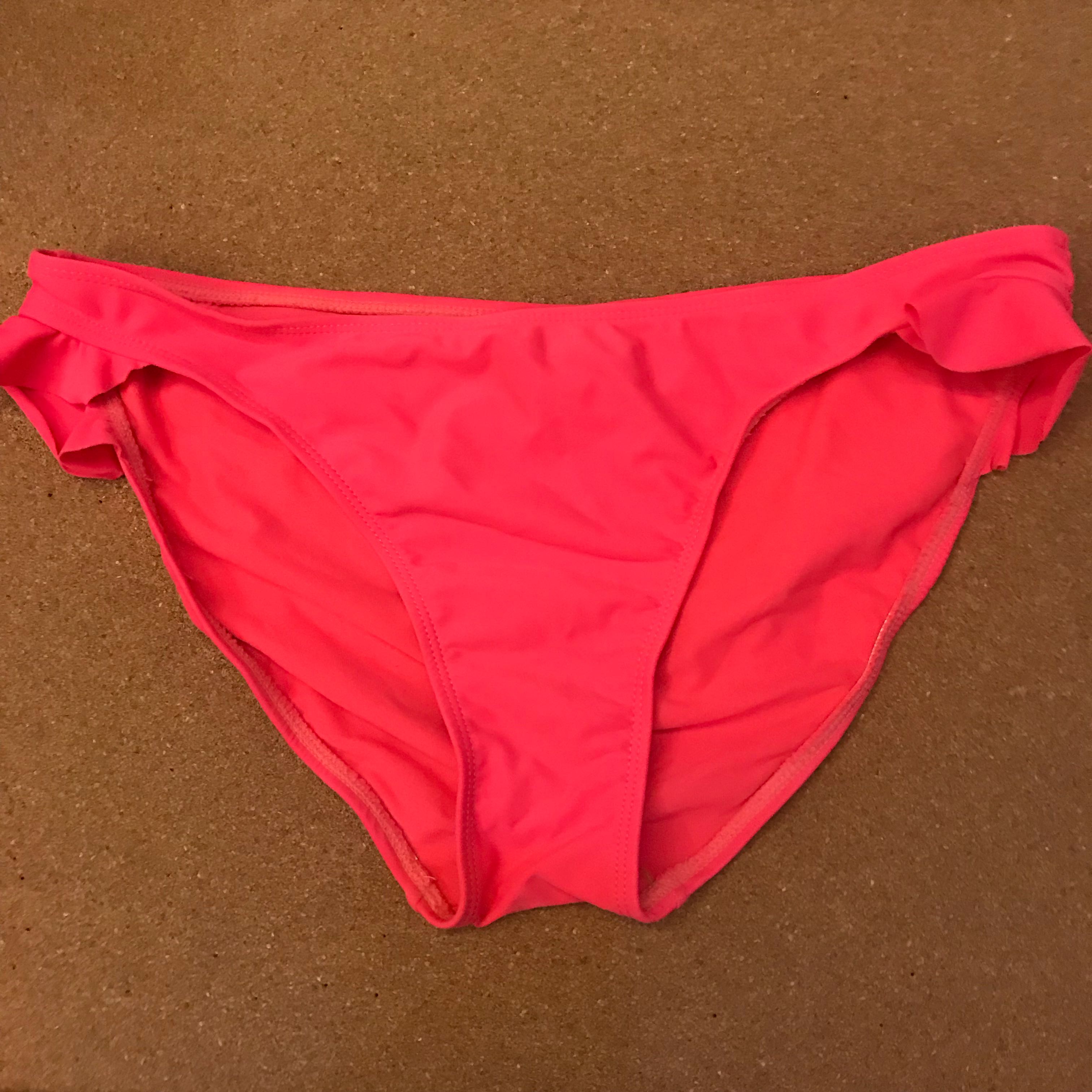 Peach Bikini Bottom, Women's Fashion, Swimwear, Bikinis & Swimsuits on ...