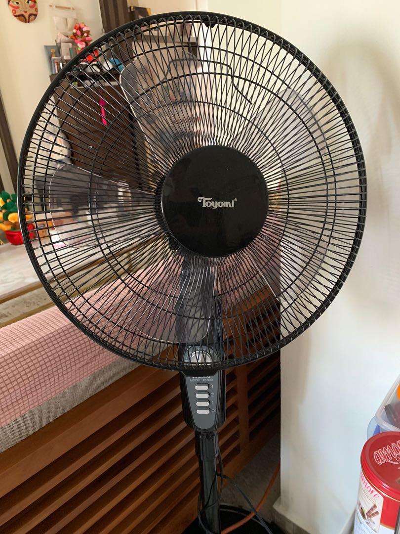 TOYOMI Stand Fan with Timer 16" - FS 1688, Furniture & Home Living ...