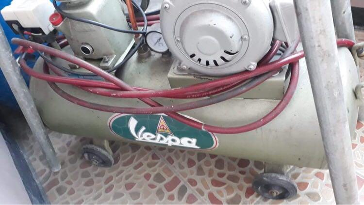 Vespa air compressor 1/4 HP, Commercial & Industrial, Construction ...