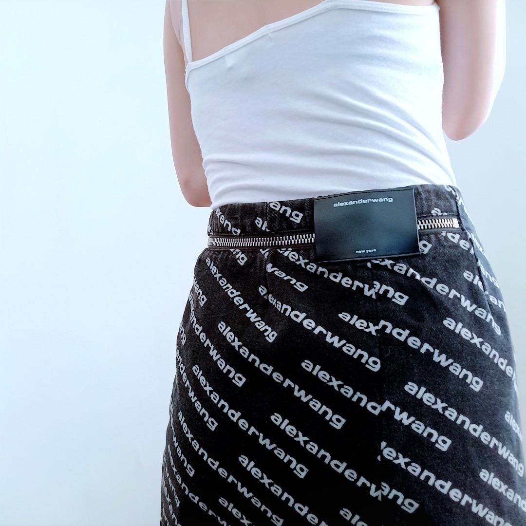 ALEXANDER WANG FRONT CURVED ZIPPED ALEXANDER WANG PRINTED ALL OVER ...