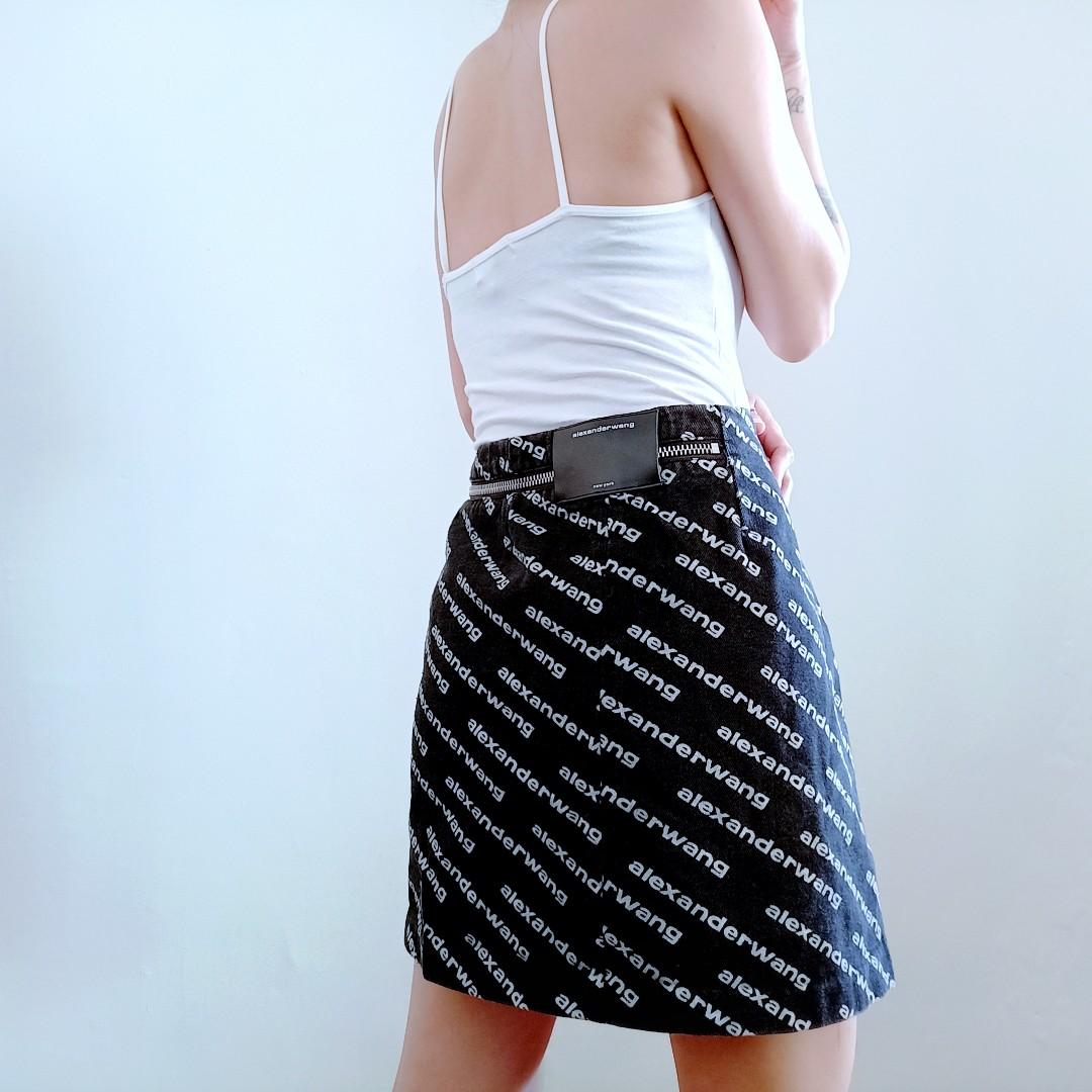 ALEXANDER WANG FRONT CURVED ZIPPED ALEXANDER WANG PRINTED ALL OVER ...