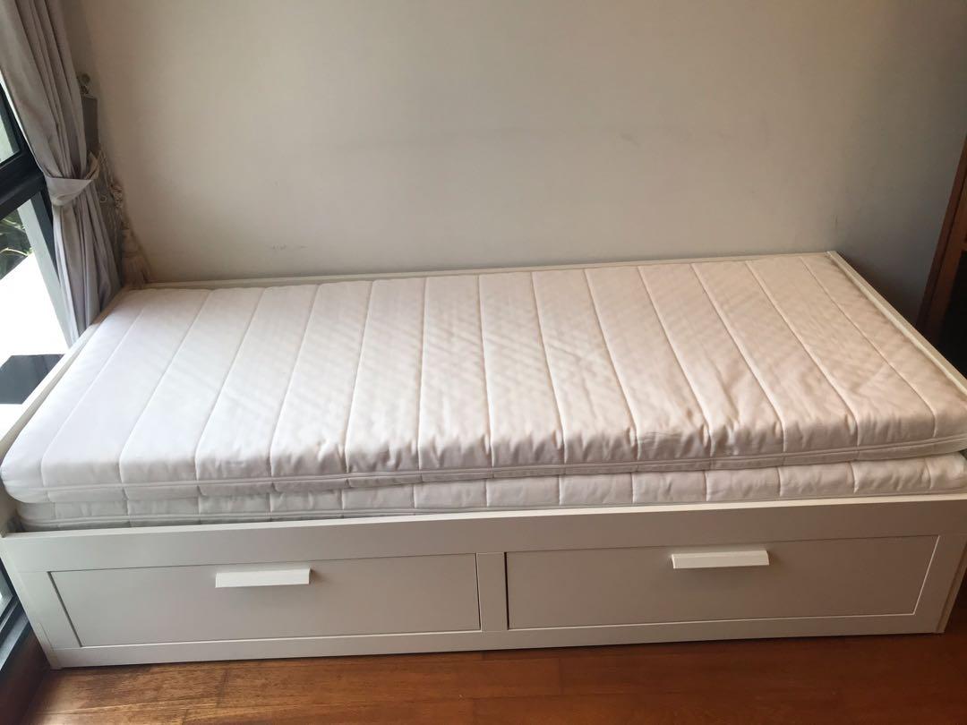 Single bed with storage drawers, Furniture, Beds & Mattresses on Carousell
